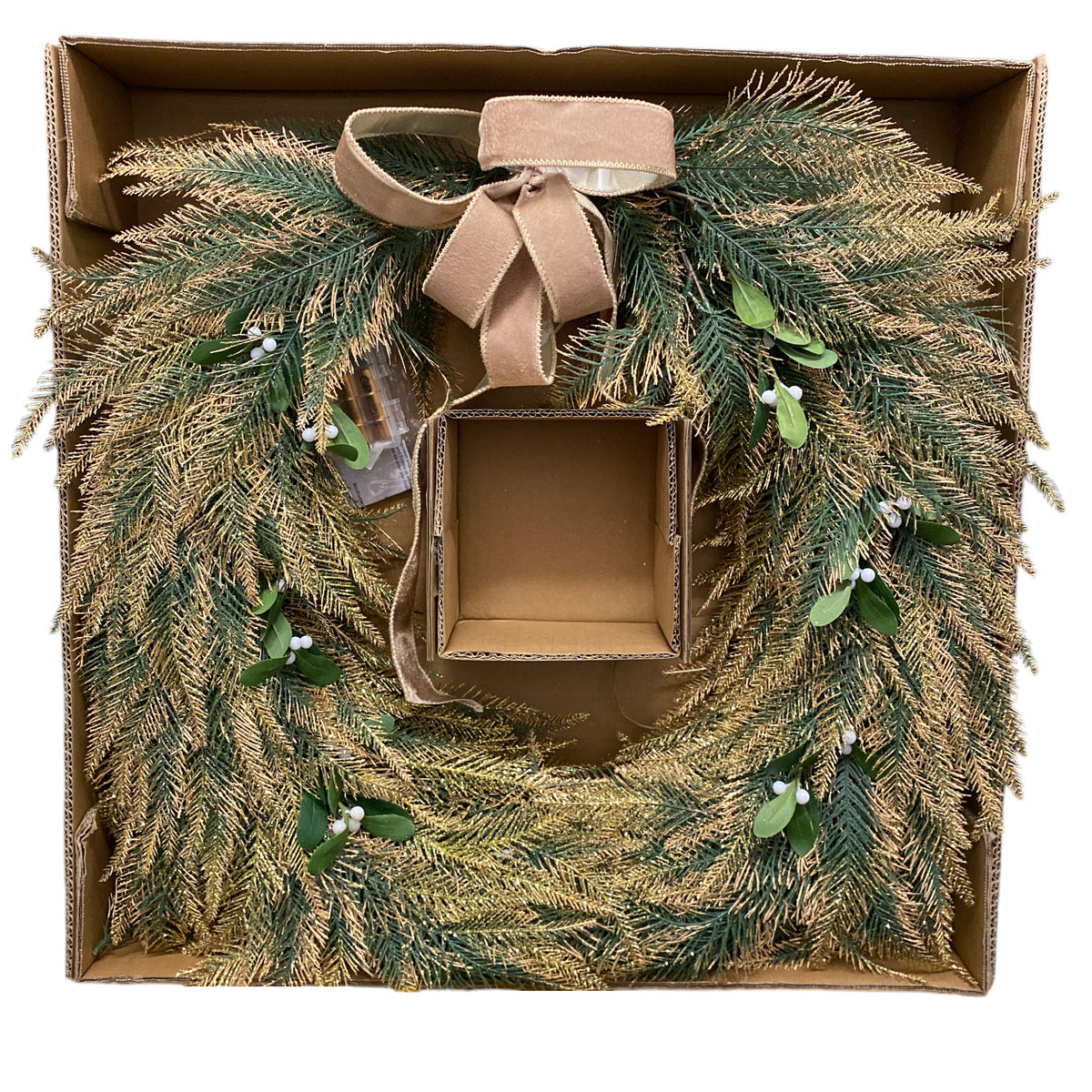 Member's Mark 32" Pre-Lit Cypress Wreath with Gold Shimmer — Ewirelessgear